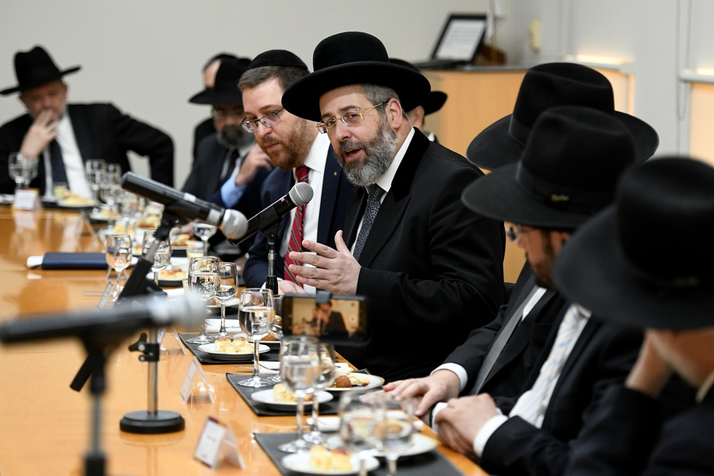 El rabino principal de Israel visita la Argentina