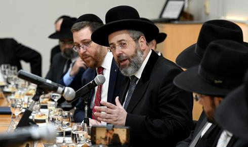 El rabino principal de Israel visita la Argentina