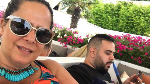 Un hombre agregó el apellido de su donante de corazón a su documento de ...