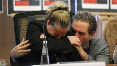 Dolor y llanto de familias de víctimas del festival NOVA en la Knesset